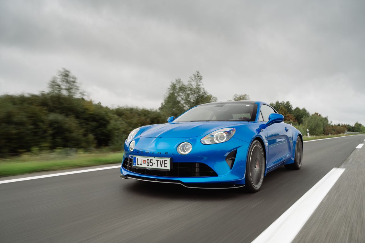 Alpine A110S - Moderna interpretacija legende | AMS